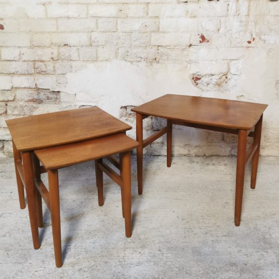 LAST ONE! Retro TV Coffee Table - Cambrewood