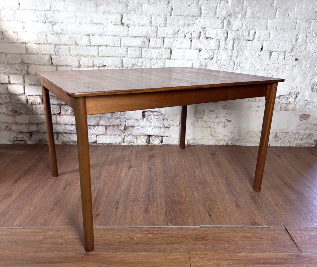 SOLD: 1960s McIntosh Extending Dining Table and 6 Chairs. - Cambrewood